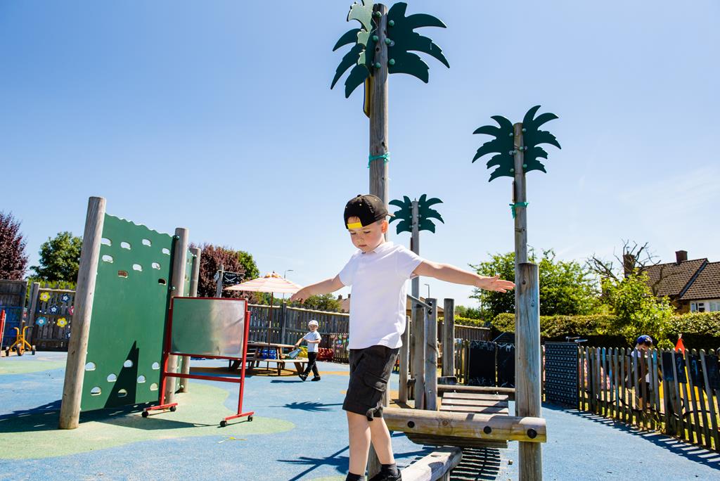 Parkside Community Primary School